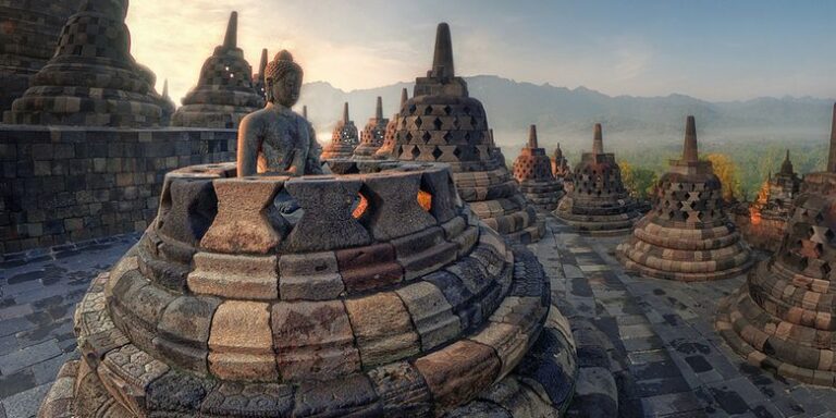 Menelusuri Jejak Candi Dinasti Syailendra yang Megah di Tanah Jawa ...